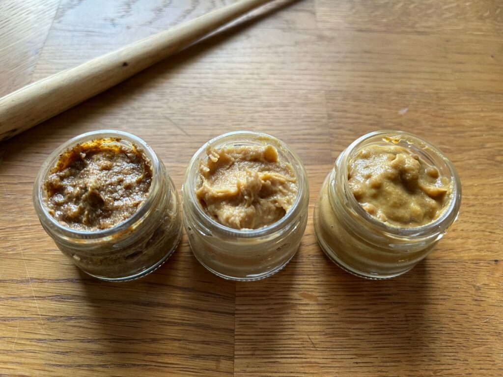 Senf – mein Grundrezept mit Senfmehl von verschiedenen Senfsorten ...